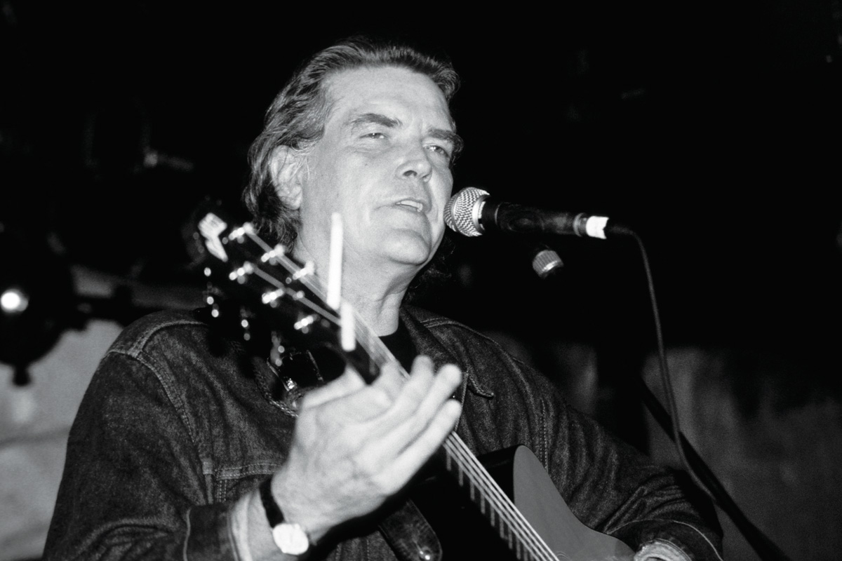 Blind Willie’s Bar is still singing the blues at 40 - Atlanta Magazine